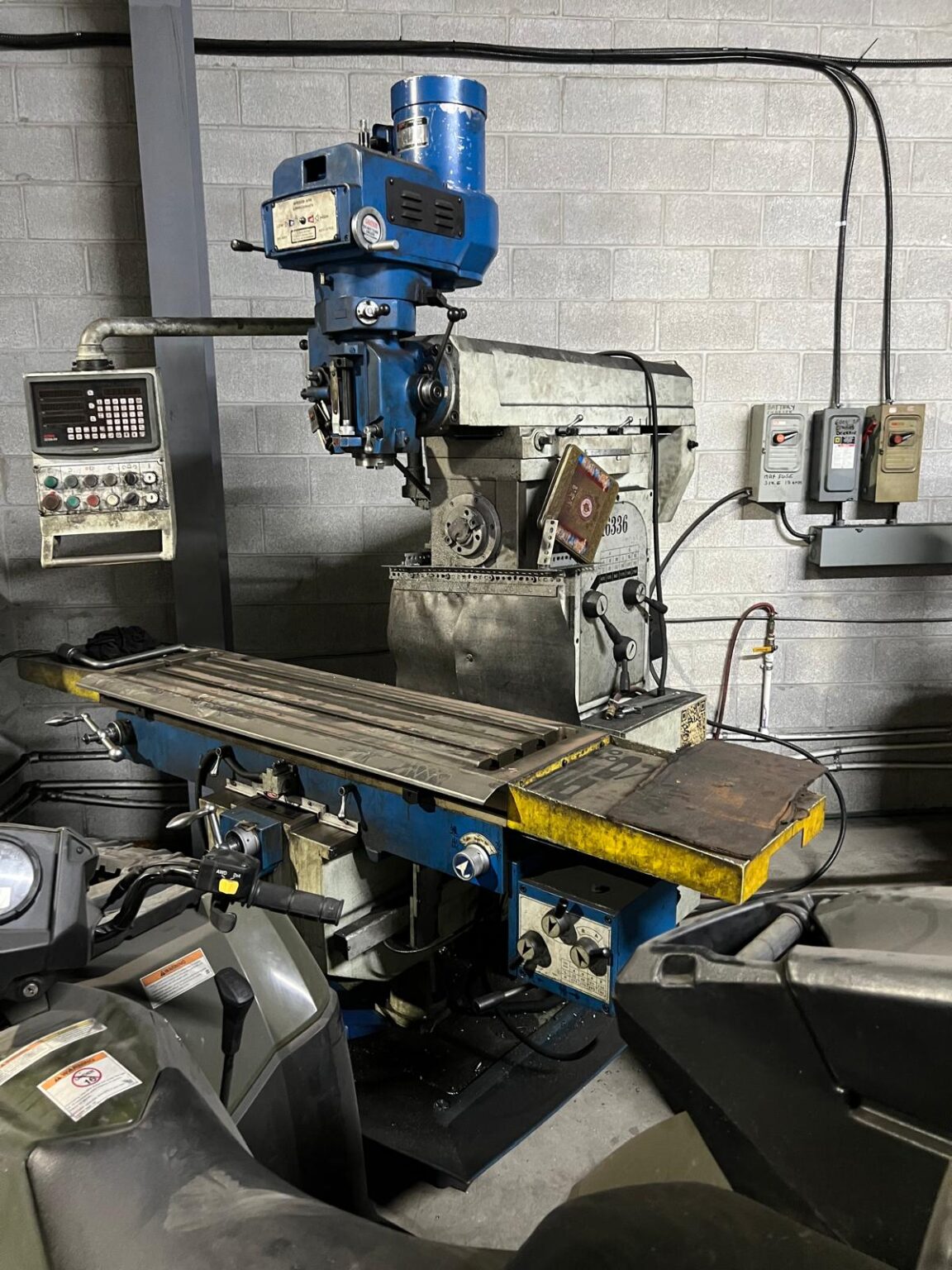 UNIVERSAL MILLING MACHINE – ASSK Machinery Canada